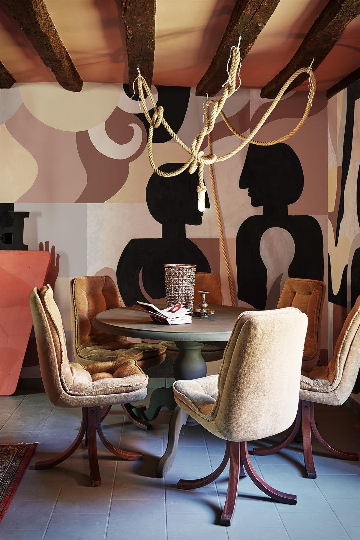 Embrace love| Discover the Distant Love yellow wall mural – belarteSTUDIO